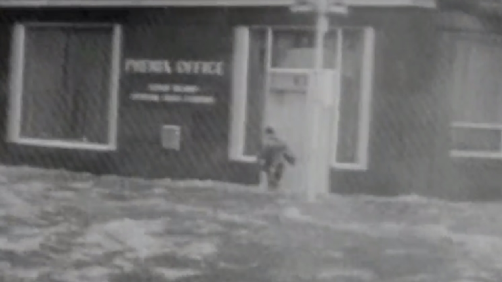Flashback: Hurricane Carol hits Rhode Island | WJAR